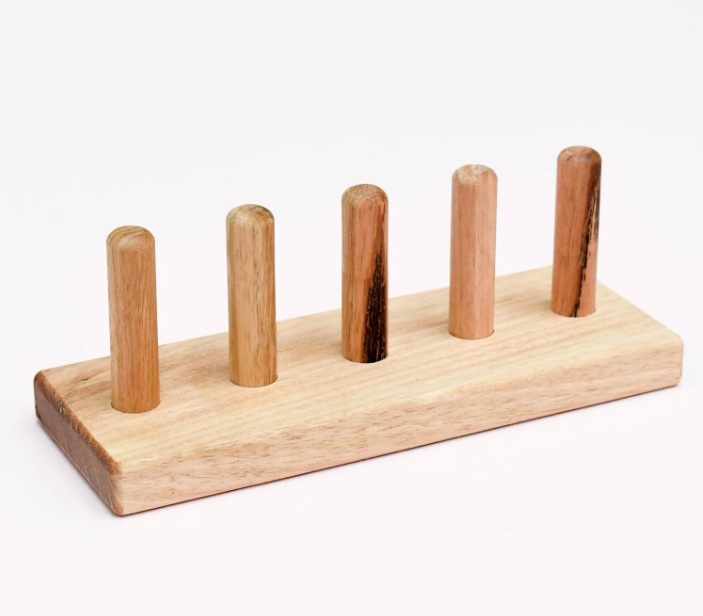 Tara treasures - finger puppet stand 5 rods | Oak & Haven